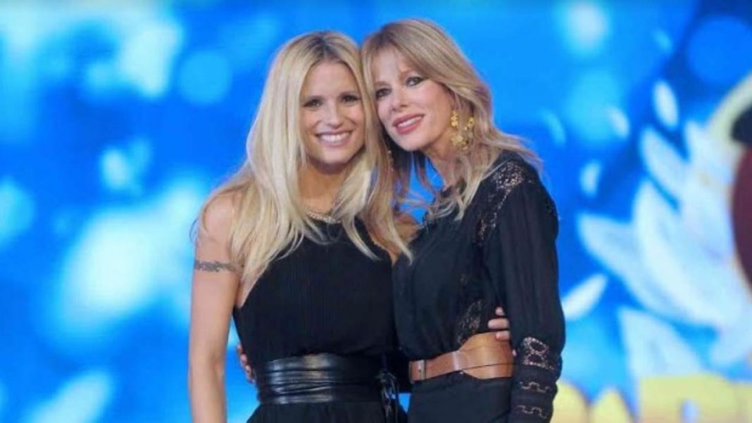 Alessia Marcuzzi e Michelle Hunziker, insieme come non le avete mai viste: praticamente due ...